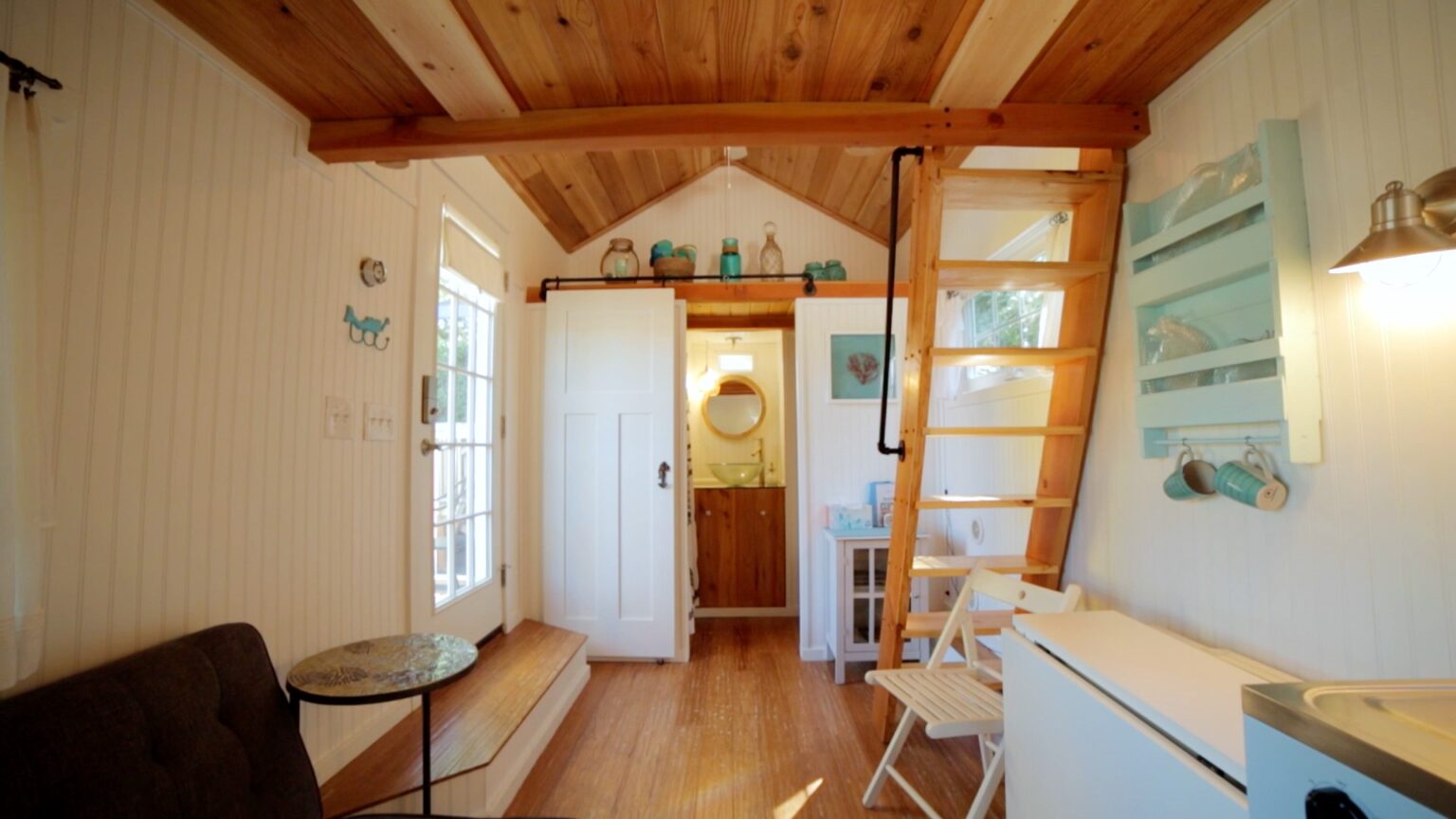 Tiny House Expedition - Beach or Mountains? Tiny House Beach Cottage ...