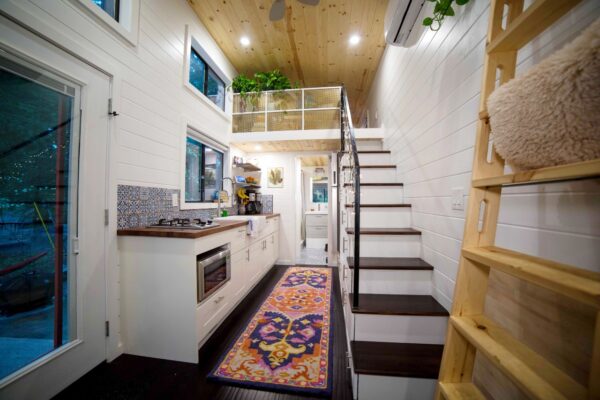 Tiny House Expedition - Teachers' Tiny Home Offers Fulfilling Lifestyle ...