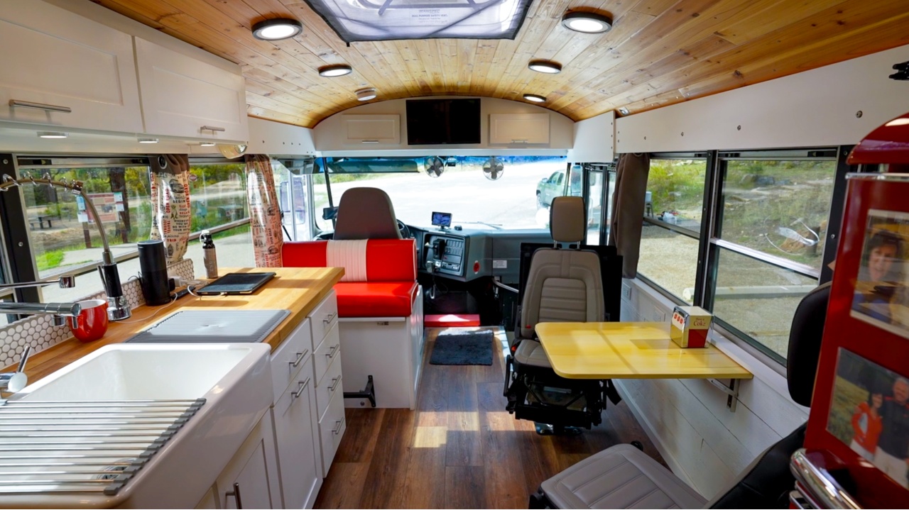 Tiny House Expedition - He built a $35k Tech-Filled Tiny Home Skoolie ...